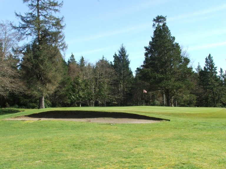 Photos Around the Golf Course Ocean Park WA | Surfside Golf Course